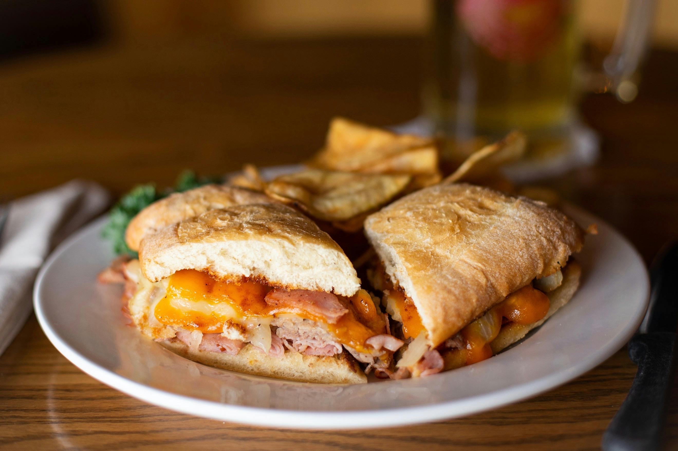 Set'em Up Jacks Menu & Delivery Lawrence KS 66046 | EatStreet.com