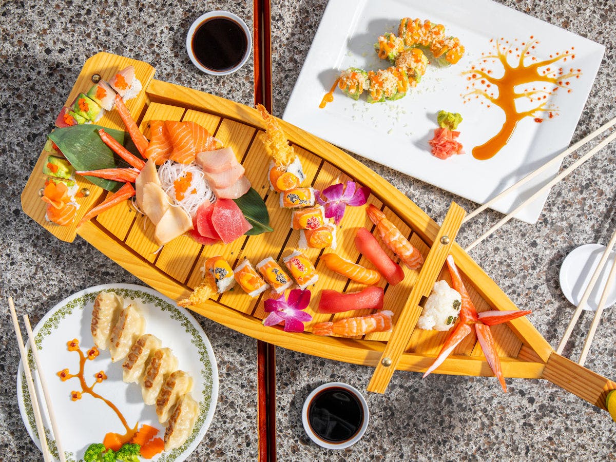 461 Restaurants that Deliver & Takeout in Madison, WI | EatStreet.com